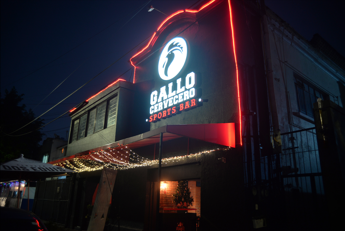 El Gallo Cervecero Sports Bar, llegó a Guadalajara, donde podrás ...